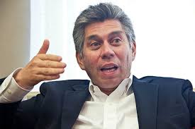 LOS COSTOS DE LA INVESTIGACION PERIODISTICA: DANIEL CORONELL